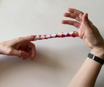 How to Make a Chinese Finger Trap